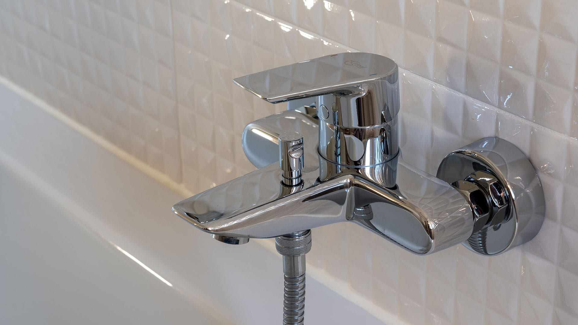 Minimal Design - Eco Plumbing